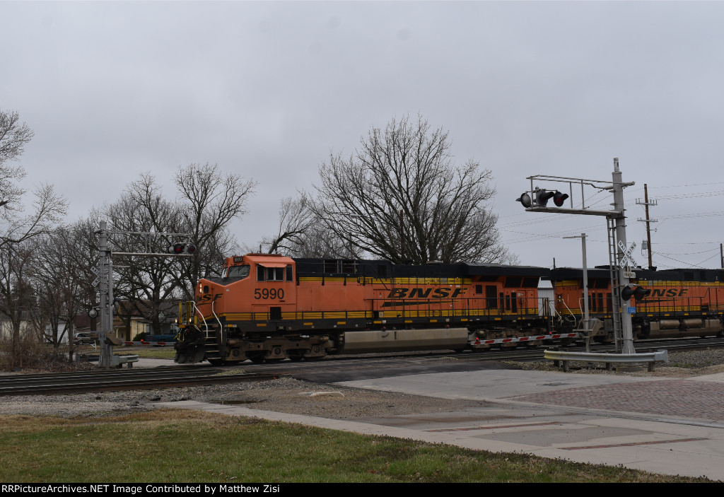 BNSF 5990